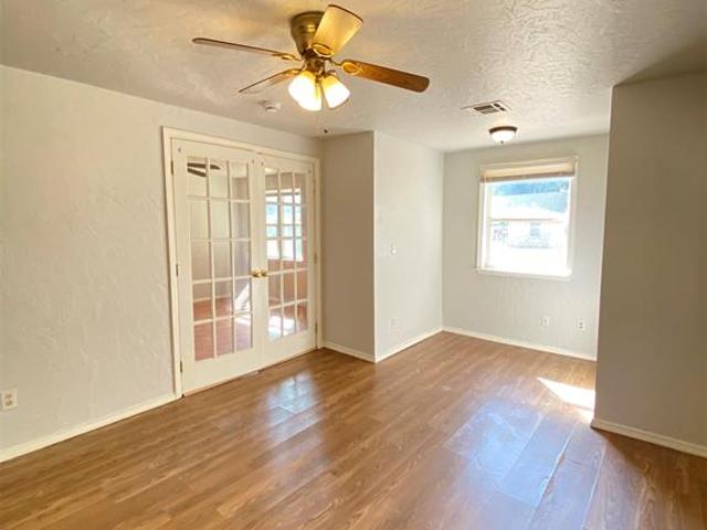 3621 Teal Drive