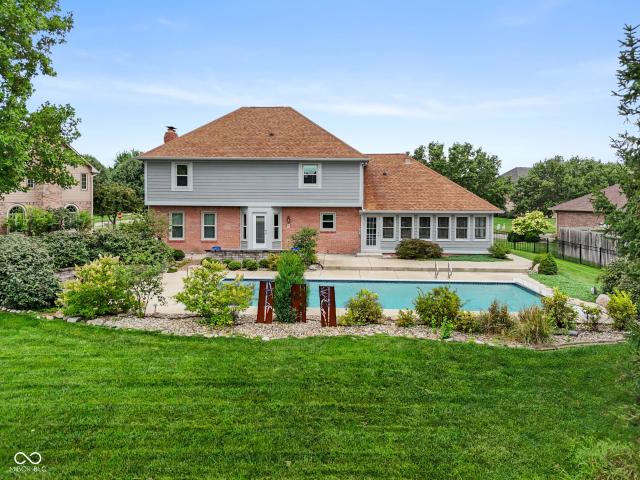 3622 Fountain View Drive