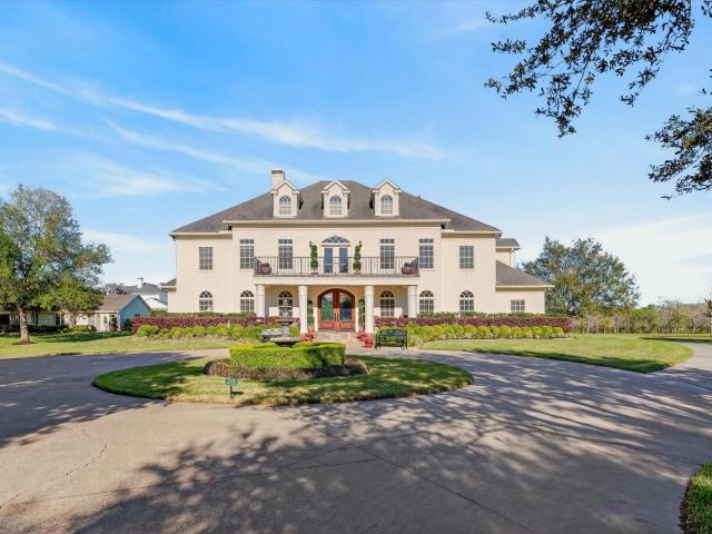 3622 River Forest Drive
