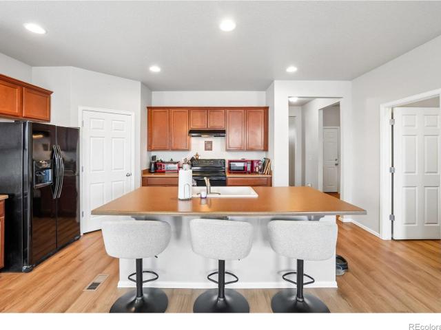 3622 Torch Lily Street