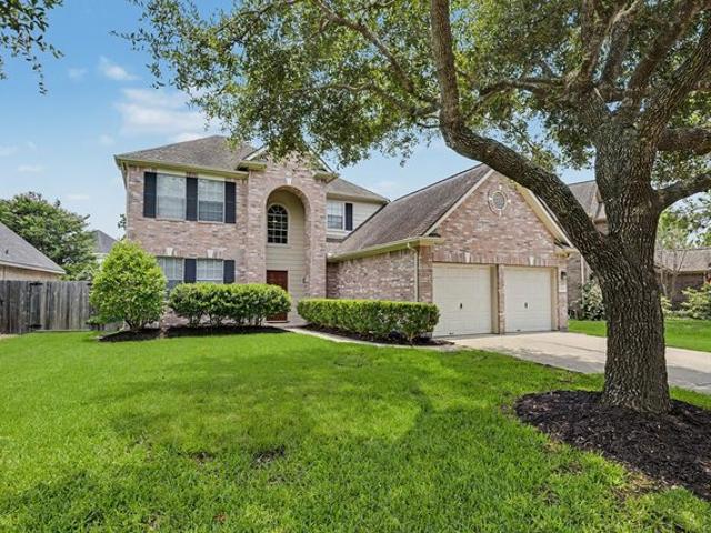 3623 Englewood Dr, Pearland, TX 77584