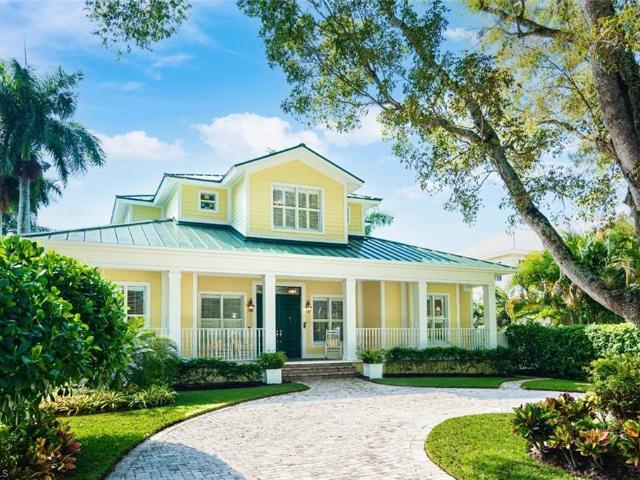 362 2nd Ave N, Naples, FL 34102 | MLS #225055