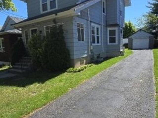 362 Columbia Blvd, Wood Ridge, NJ 07075