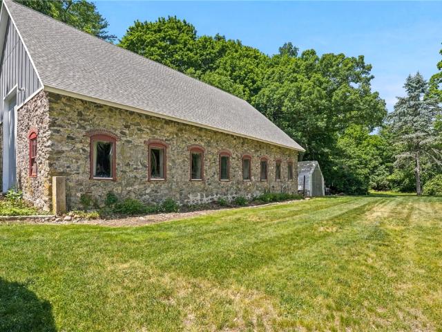 362 Abbott Run Valley Road