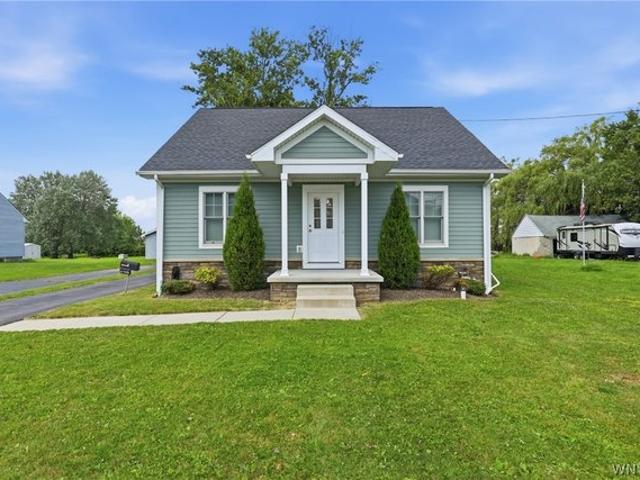 362 Beach Rd, Buffalo, NY 14225
