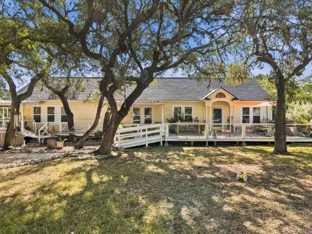 362 Black Oak Dr, Canyon Lake, TX 78133