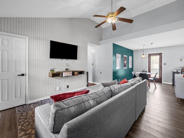 362 Donna Dr