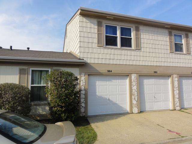 362 Farmington Ln, Vernon Hills, IL 60061 | MLS #12612 | Compass