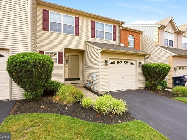 362 Hamilton Dr, Harleysville, PA 19438