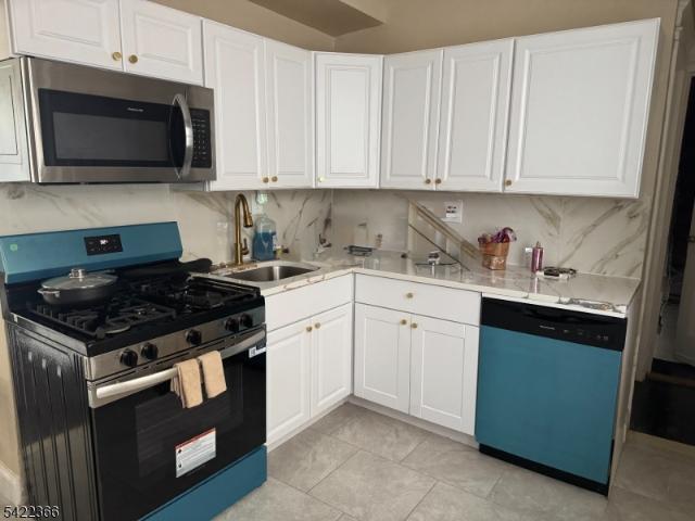 362 Sanford Ave # 3F