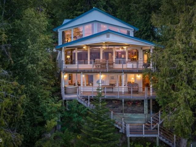 362 Sherwood Beach Loop, Coolin, ID 83821