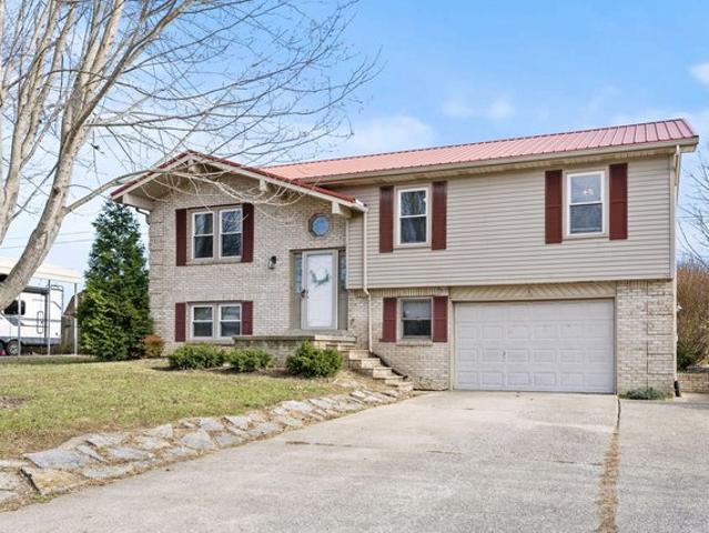 362 Peachtree Dr, Berea, KY 40403