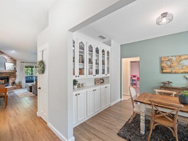 362 River Oaks Lane