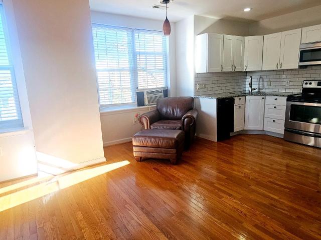 362 W Ritner St, Unit 3, Philadelphia, PA 19148 | MLS #PAPH2575 | Compass