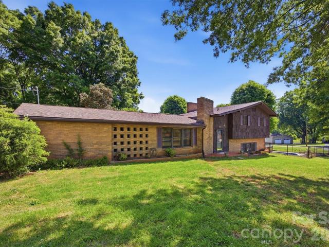 3634 Brookwood Drive