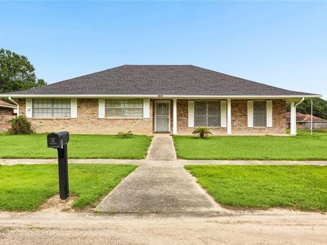 3634 Edgemont Dr, Baton Rouge, LA 70814
