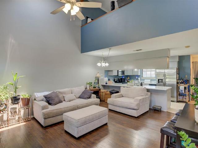 3634 Greenacres Place Drive # 202