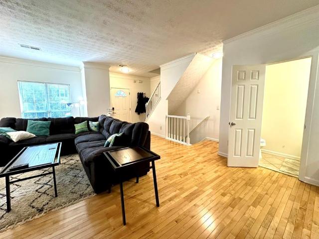 3635 Monticello commons