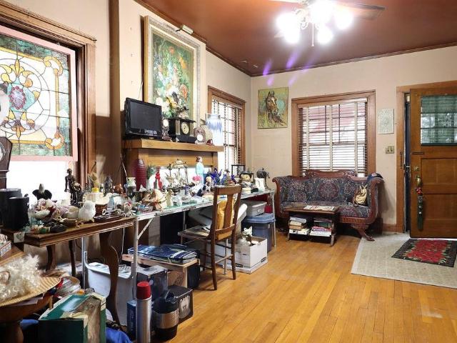 3635 Bell St, Kansas City, MO 64111 | MLS #2604 | Compass