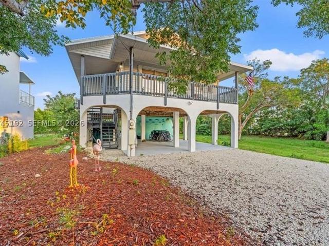 3635 Trade Winds St, Big Pine Key, FL 33043