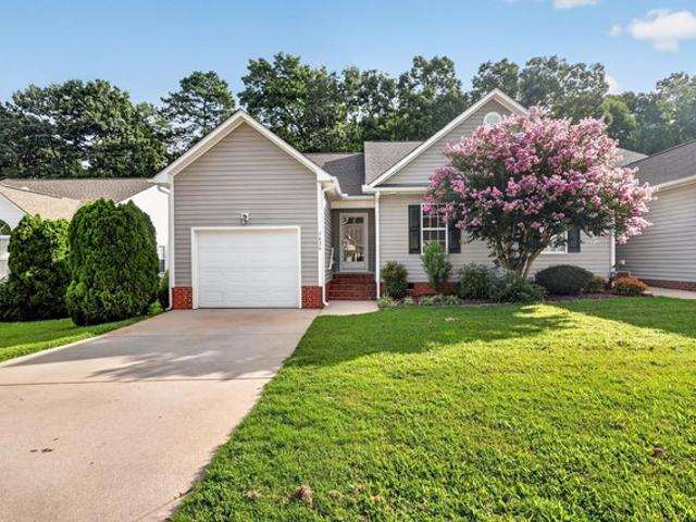 3636 E Cotton Gin Dr, Clayton, NC 27527