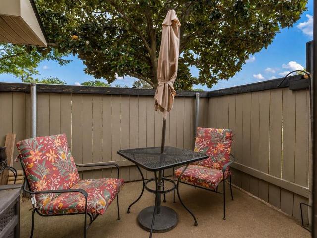 3636 Greenacres Place Drive # 109