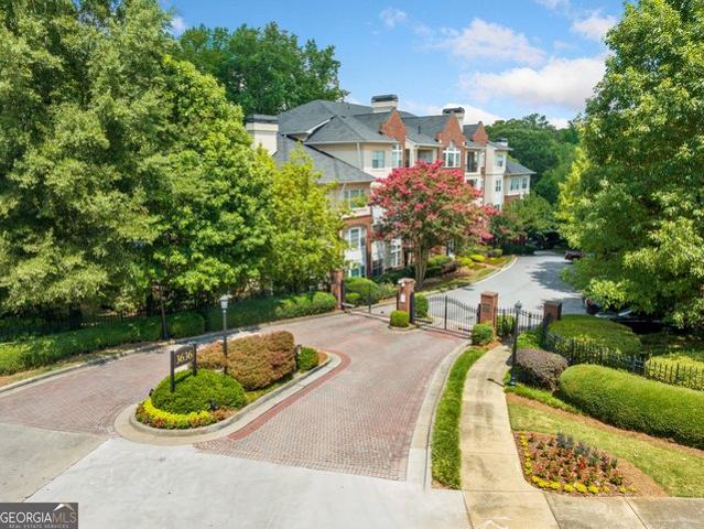 3636 Habersham Rd NW Apt 2204, Atlanta, GA 30305