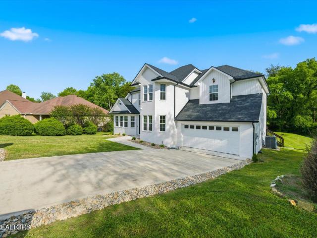 3636 S Creek Rd