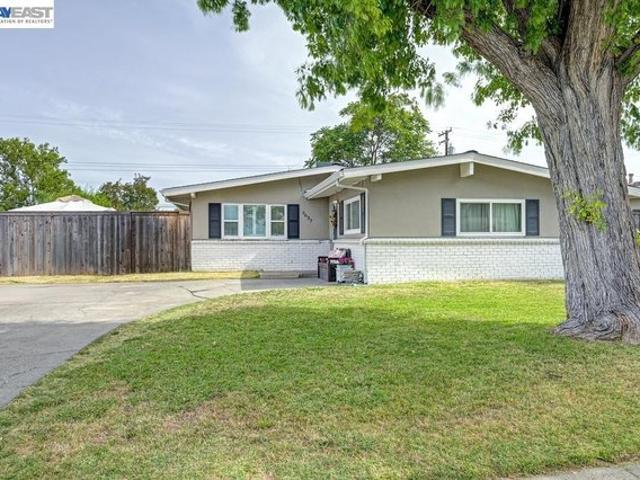3637 Centinella Dr, North Highlands, CA 95660