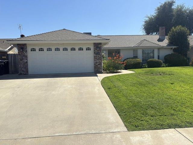 3637 E Center Ct, Visalia, CA 93292