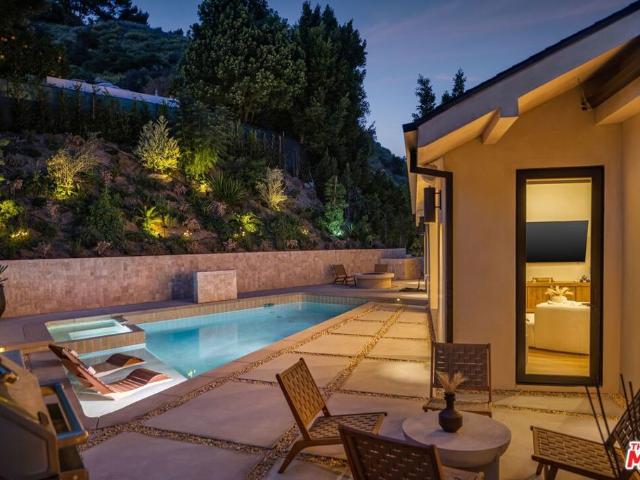 3637 Loadstone Drive
