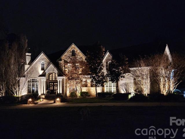 3637 Richwood Circle