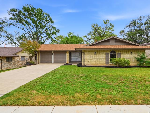 3638 Mapleton Dr, San Antonio, TX 78230 | MLS #1958 | Compass