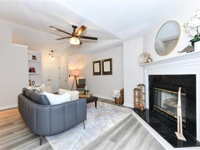 3638 Morris Farm Dr Apt 3B, Greensboro, NC 27409