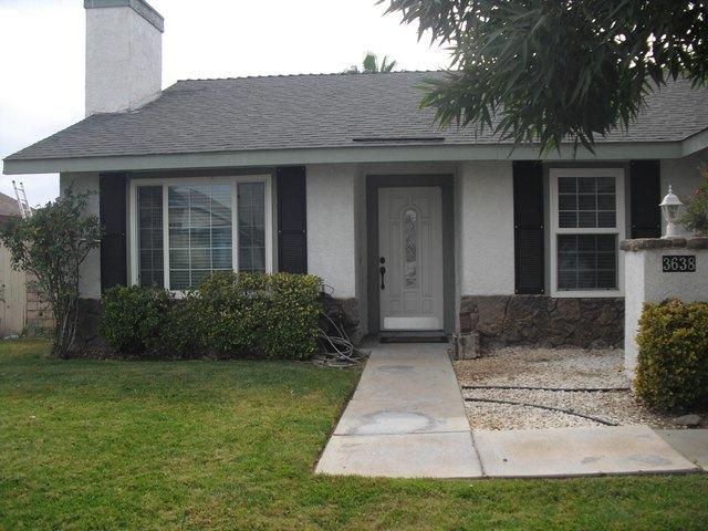 3638 E Cosmos Ct, Palmdale, CA 93550