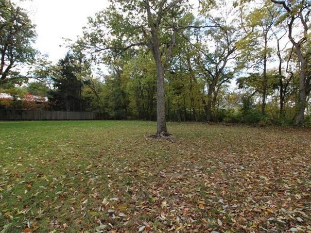 3638 E Rock Cliff Dr, Port Clinton, OH 43452