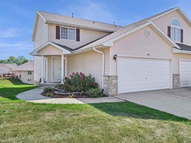 3638 SW Stoneview Cir, Cedar Rapids, IA 52404