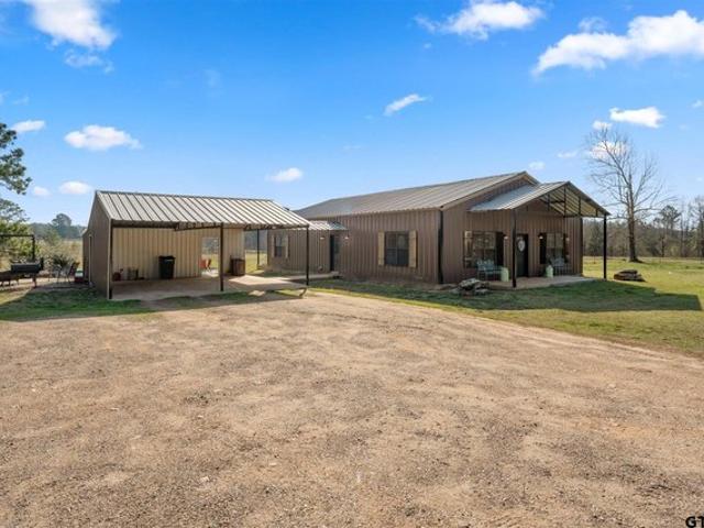3639 County Road 4122, Simms, TX 75574