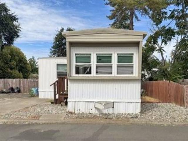 3630 Country Club Dr Spc 1, Lucerne, CA 95458