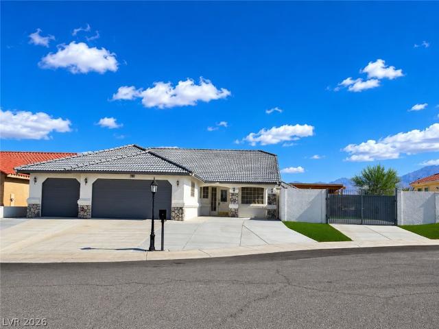 3630 E Vineyard Drive