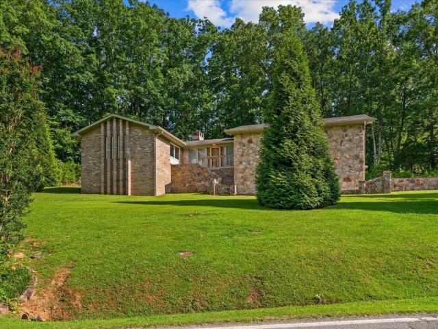 3630 Elder Mountain Road