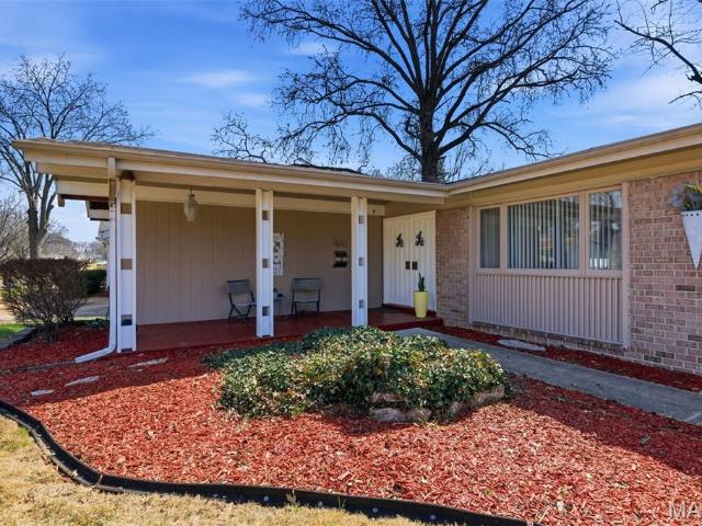3630 Estates Dr, Florissant, MO 63033 | MLS #26017
