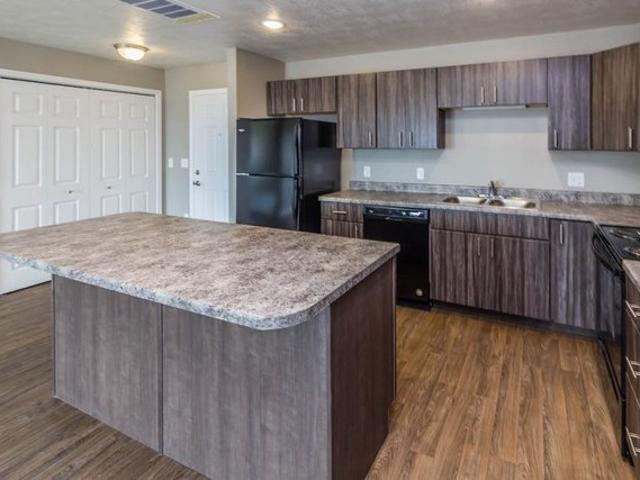 3630 S Sparta Ave, Sioux Falls, SD 57110