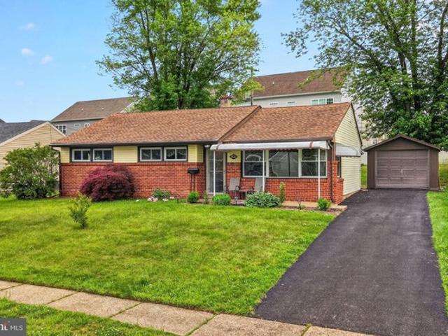 3630 Topaz Dr, Claymont, DE 19703