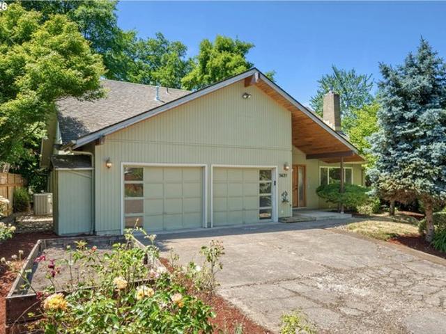 3631 Kevington Ave, Eugene, OR 97405