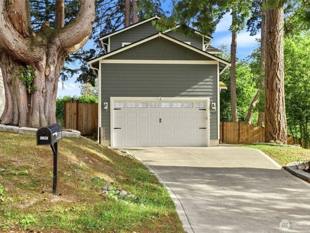 3631 W F St, Bremerton, WA 98312