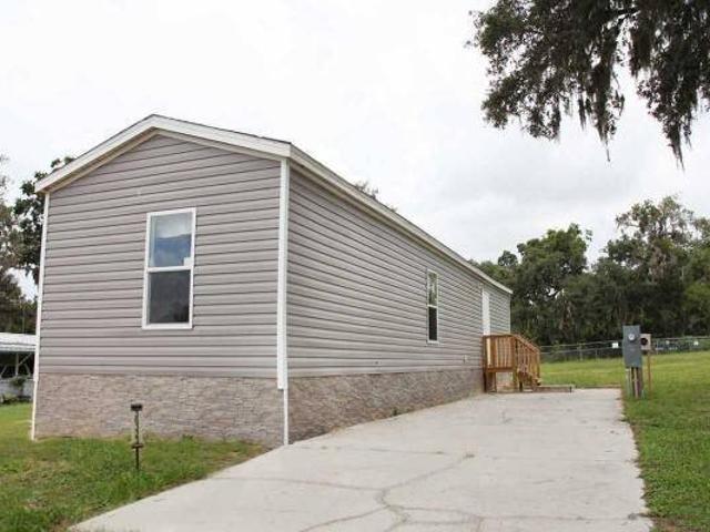 36323 Shady Oaks Dr, Dade City, FL 33525
