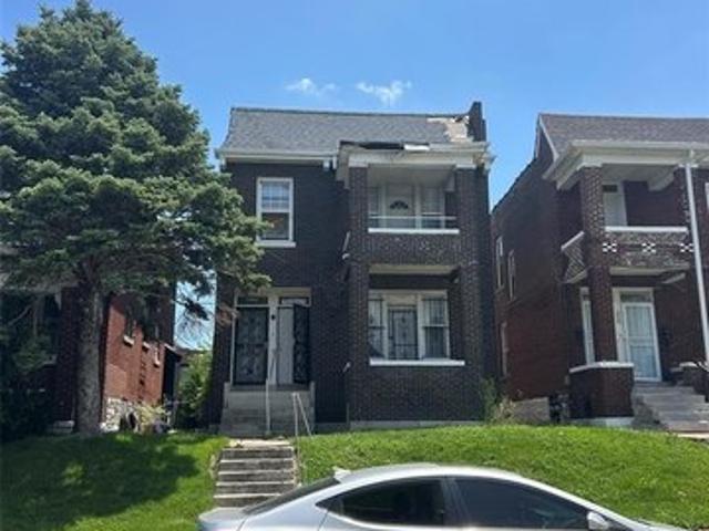 3632 N Taylor Ave, Saint Louis, MO 63115