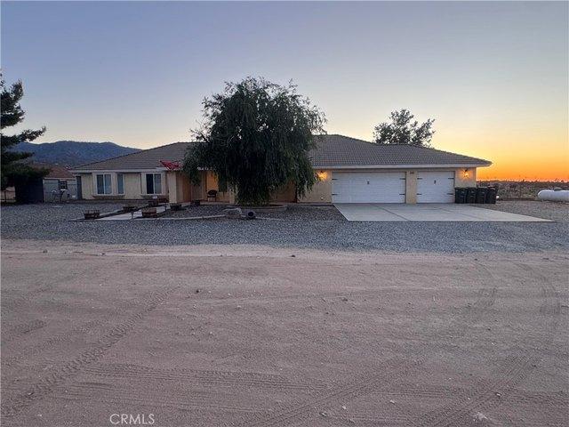 3632 Cambria Rd, Phelan, CA 92371