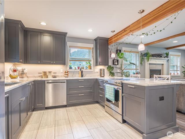 3633 Cottonwood Lane